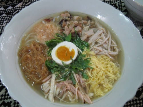 Bát bún thang đẹp như tranh