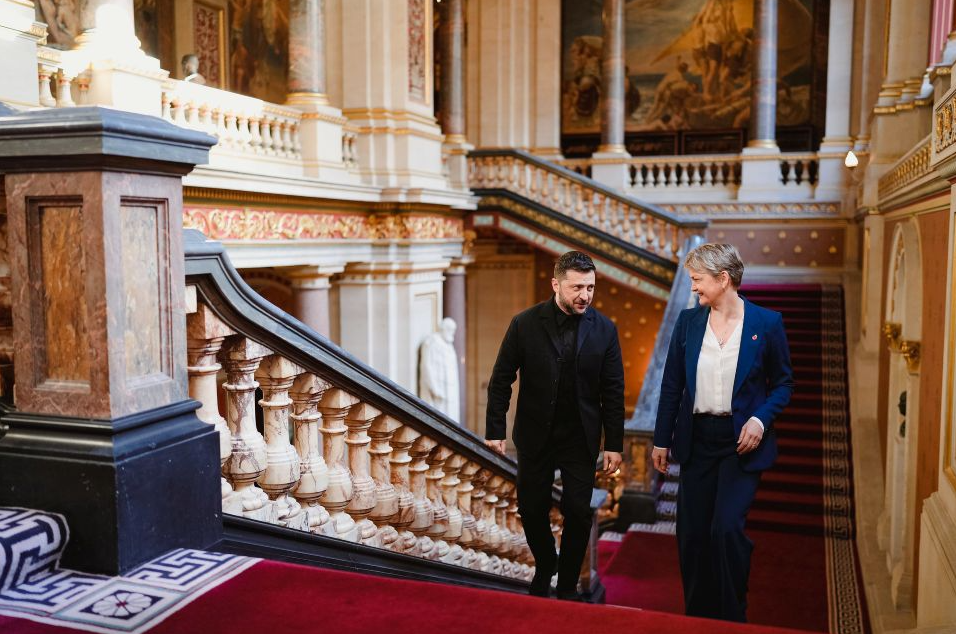 Anh bất đồng với Pháp và Italy vụ nối lại đối thoại với ông Putin