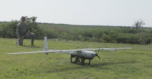 UAV “Kẻ đeo bám” Stalker VXE30 sẵn sàng thực chiến