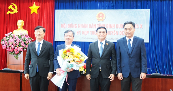 Bầu ông Bùi Minh Trí, Bí thư Tân Uyên làm Phó Chủ tịch tỉnh Bình Dương