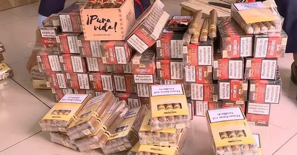 Hà Nội: Tạm giữ 1.500 điếu cigar nghi nhập lậu