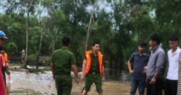 Đi thả lừ, 2 anh em ruột ở Huế đuối nước thương tâm