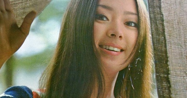 Sao phim 18+ "mất tích" khỏi showbiz sau tin hẹn hò đại ca xã hội đen