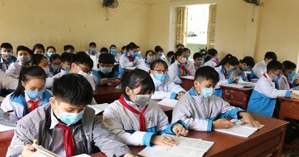 Hàng loạt tỉnh, thành miễn học phí cho học sinh năm học 2021-2022