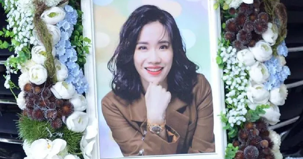 Nữ diễn viên xinh đẹp qua đời vì té trong lúc đang cho con tắm