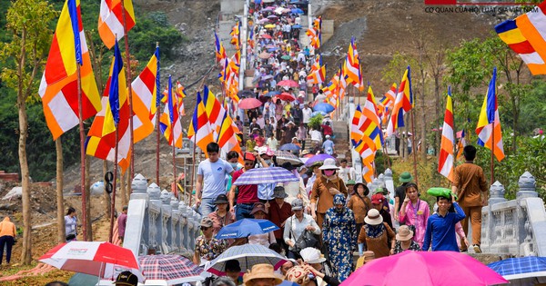 Hàng vạn phật tử về chùa Tam Chúc trong dịp Đại lễ Phật đản Vesak 2019