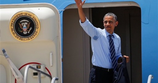 Tổng thống Obama khởi hành chuyến thăm Việt Nam