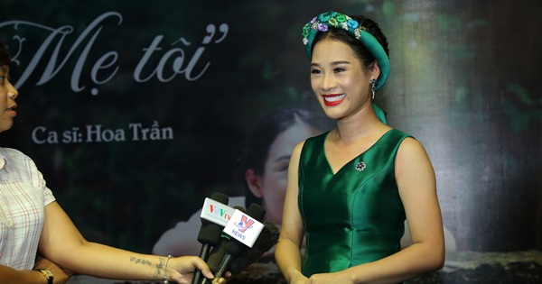 Yêu mẹ hơn khi 'đắm mình' trong MV 'Mẹ tôi' của ca sĩ Hoa Trần